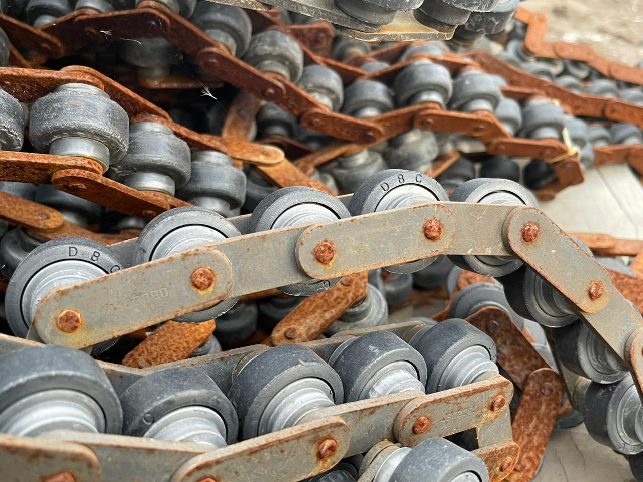 68794990 - Roller Chain